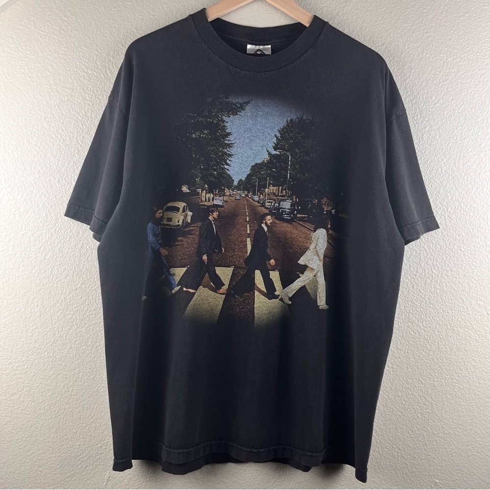 Vintage Y2k Beatles Abbey Road Shirt - Gem